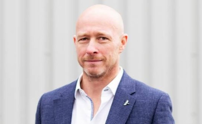 Handing over the reins to the next generation | Hart Doors